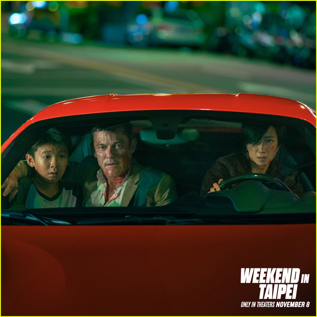 Get to Know A Man on the Inside's Wyatt Yang With 10 Fun Facts (Exclusive) | Photo 1386840 ...