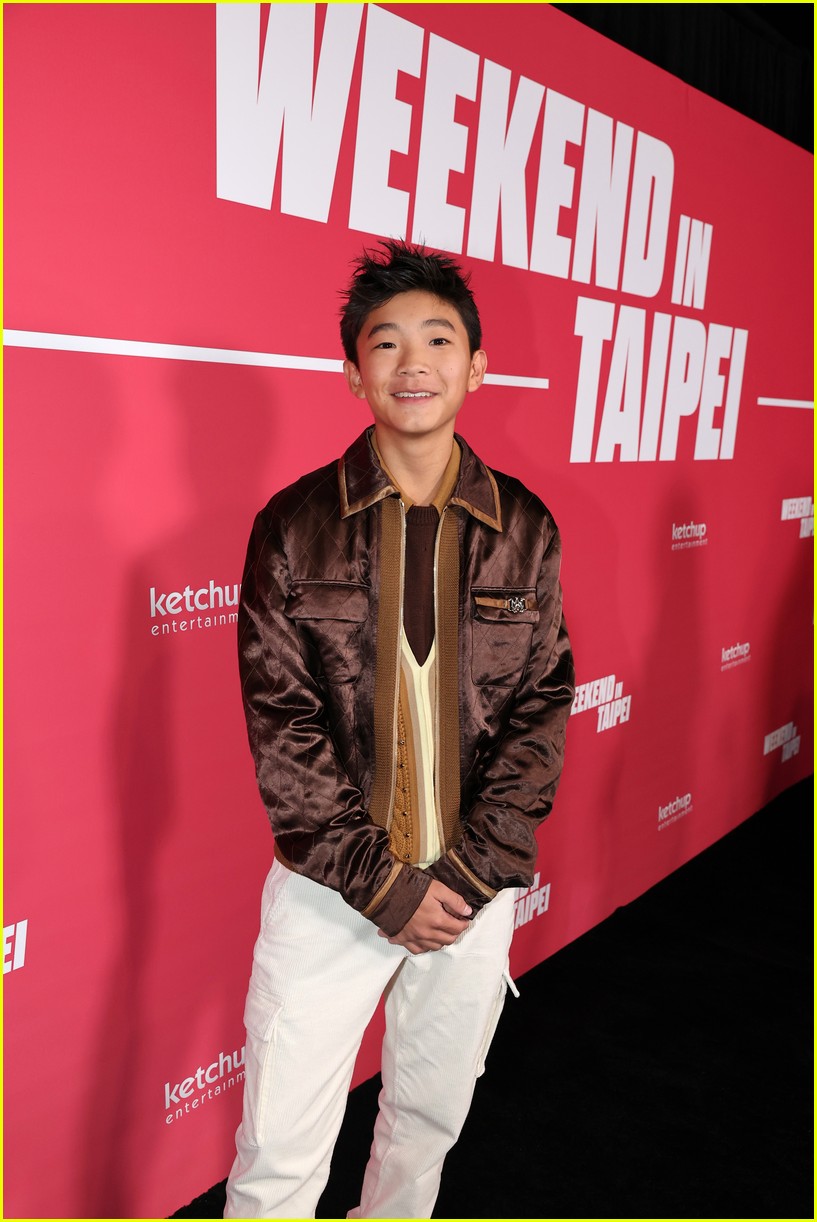 Get to Know A Man on the Inside's Wyatt Yang With 10 Fun Facts (Exclusive) | Photo 1386841 ...
