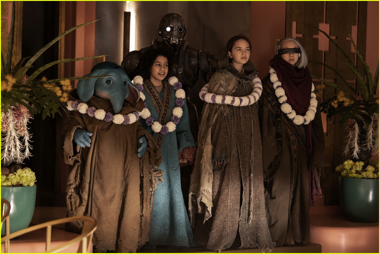 Get to Know 'Star Wars: Skeleton Crew' Actress Kyriana Kratter With 10 ...