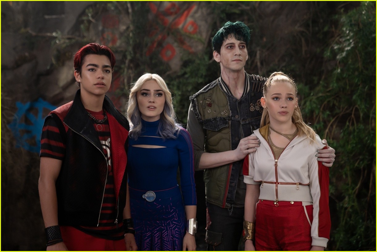 'Zombies 4: Dawn of the Vampires' First Look & Premiere Date: Milo Manheim & Meg Donnelly Head ...