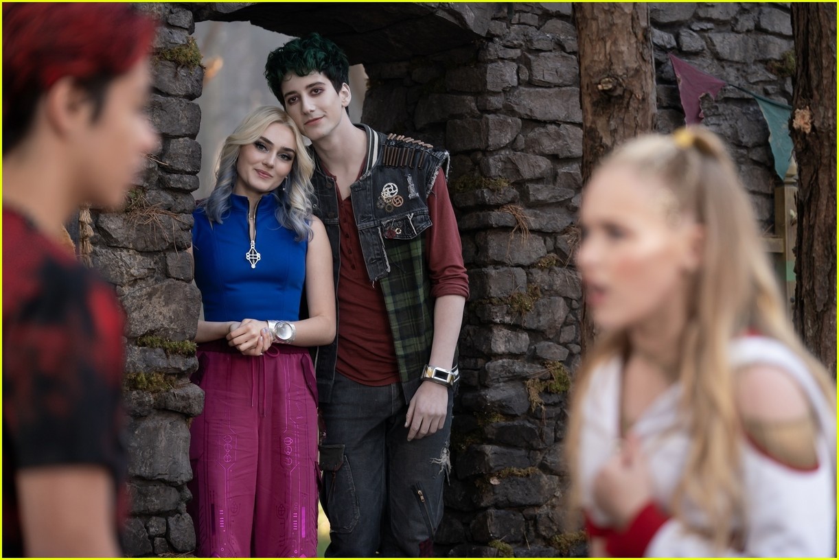 'Zombies 4: Dawn of the Vampires' First Look & Premiere Date: Milo Manheim & Meg Donnelly Head ...