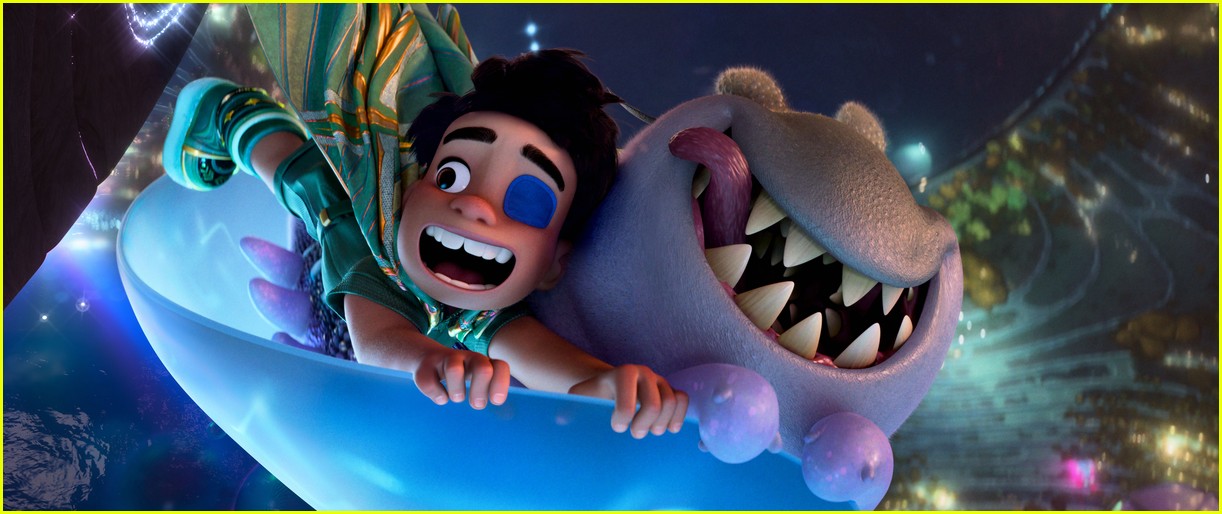 Disney & Pixar Unveil New 'Elio' Trailer As Tickets Go On Sale - Watch Now! | Photo 1387098 ...