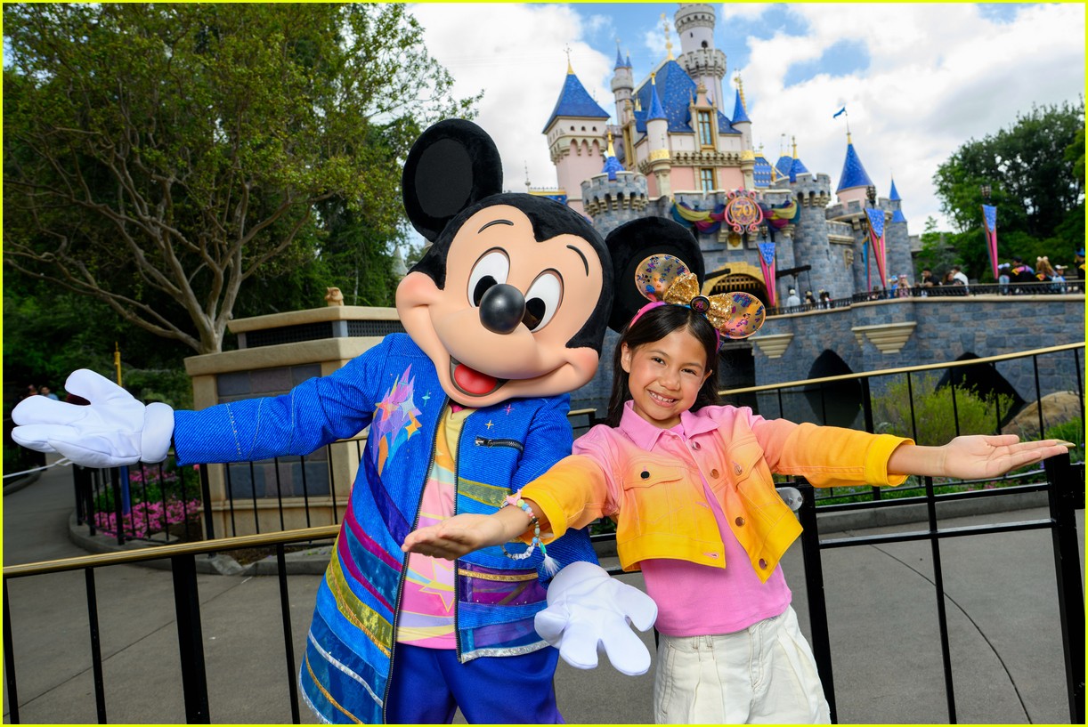 'Lilo & Stitch' Star Maia Kealoha Visits Disneyland As Live-Action ...