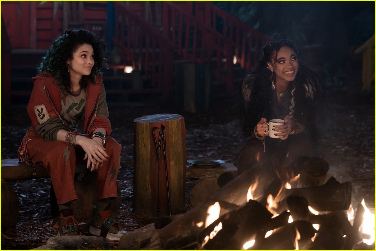 Disney Debuts 'Zombies 4: Dawn of the Vampires' Trailer - Watch Now ...