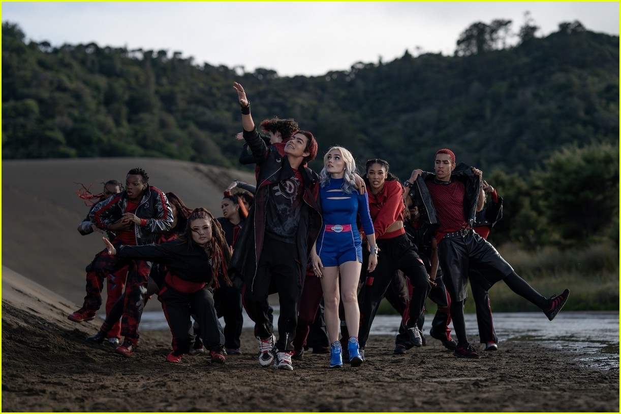 Disney Debuts 'Zombies 4: Dawn of the Vampires' Trailer - Watch Now ...