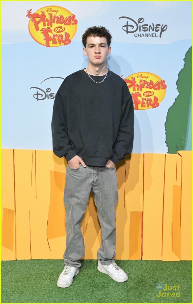 Disney Stars Past, Present & Future Attend 'Phineas & Ferb' Season 5 ...