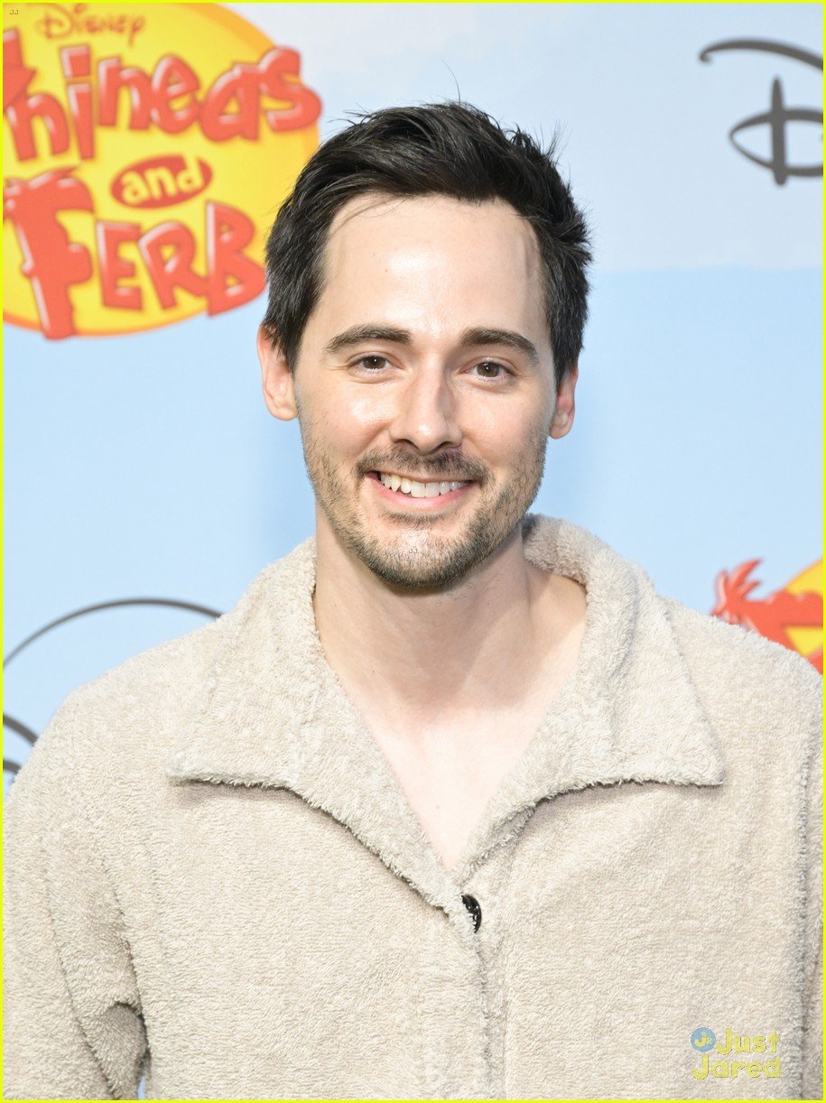 Disney Stars Past, Present & Future Attend 'Phineas & Ferb' Season 5 Premiere - See All the Pics ...