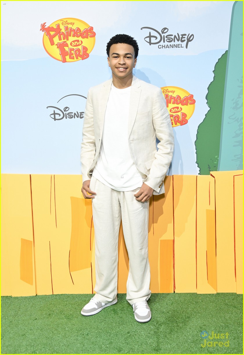 Disney Stars Past, Present & Future Attend 'Phineas & Ferb' Season 5 ...