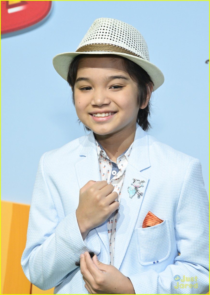 Disney Stars Past, Present & Future Attend 'Phineas & Ferb' Season 5 ...