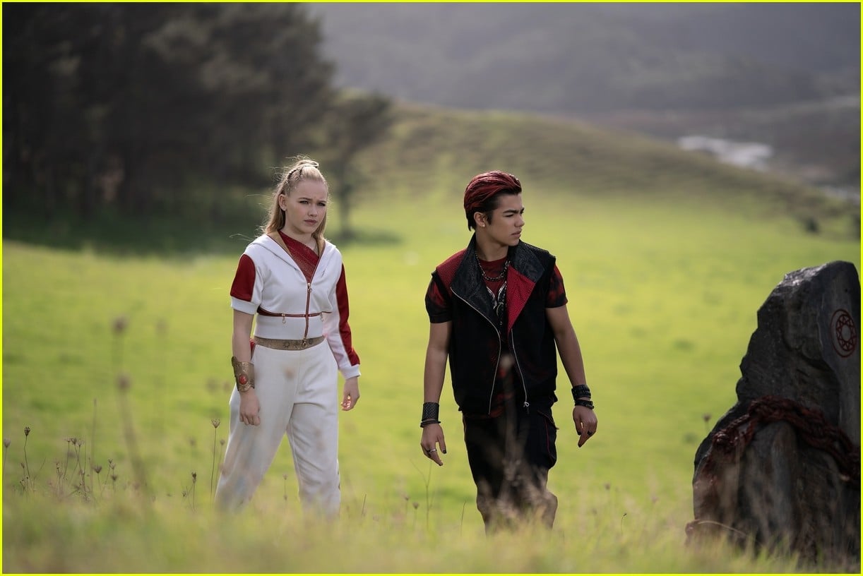 'Zombies 4' Stars Freya Skye & Malachi Barton Talk Joining the Franchise, Filming Their First ...