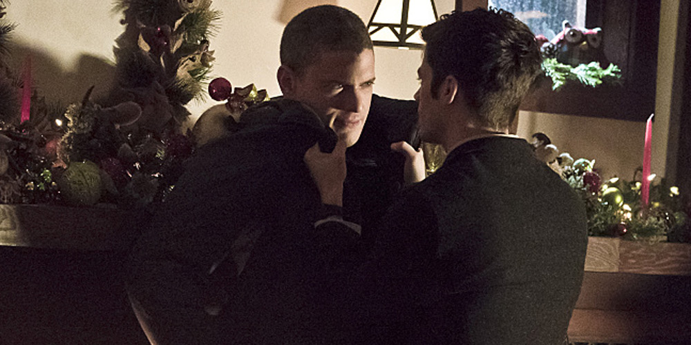 Barry Tries to Save Christmas for Central City on Tonight’s ‘The Flash ...