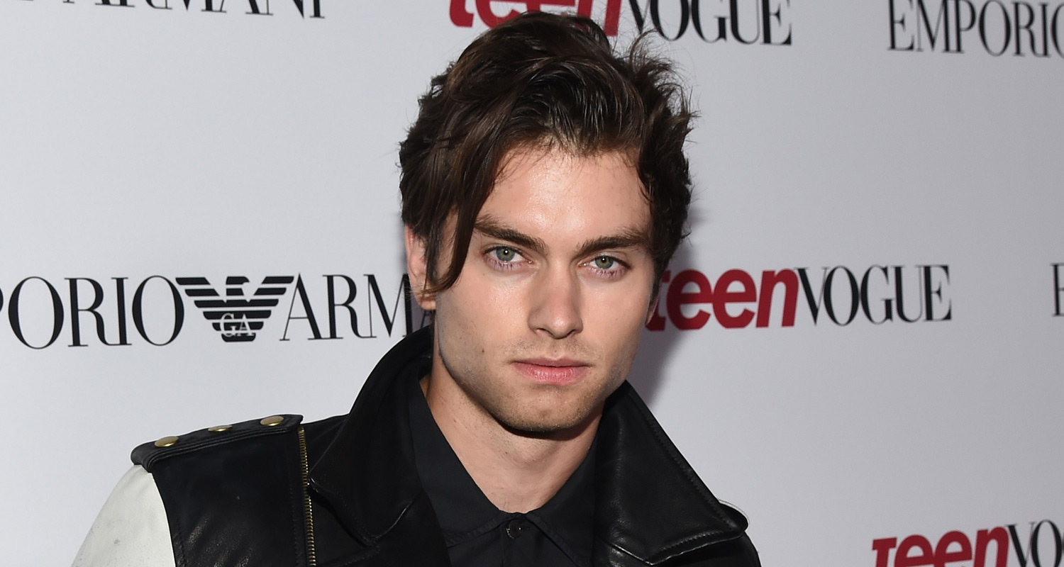 Pierson Fode Puts His Ripped Abs on Display at the Gym! | Pierson Fode ...