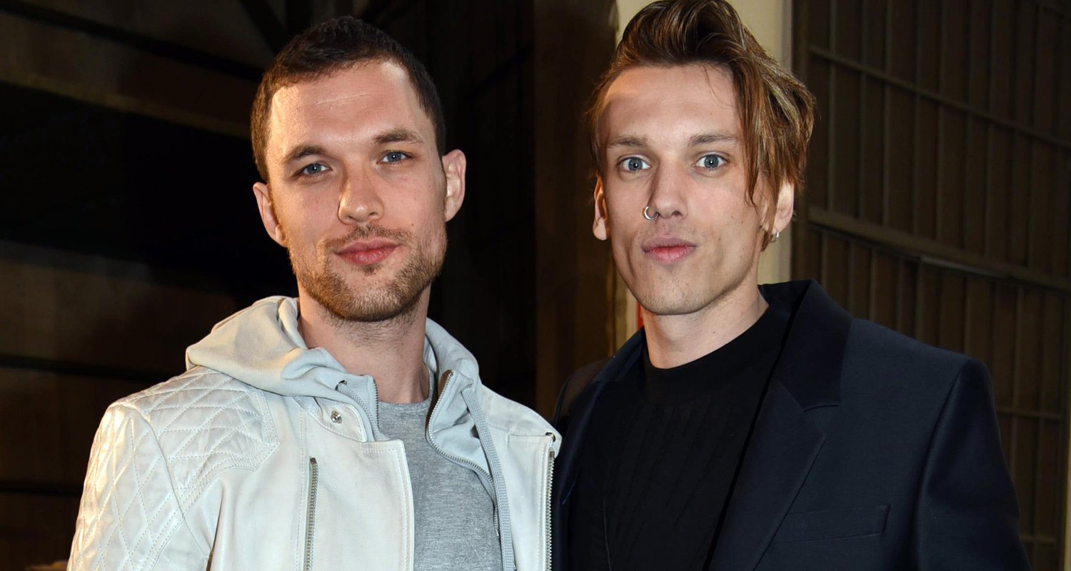 Jamie Campbell Bower Meets Up with Ed Skrein at Milan Fashion Week ...