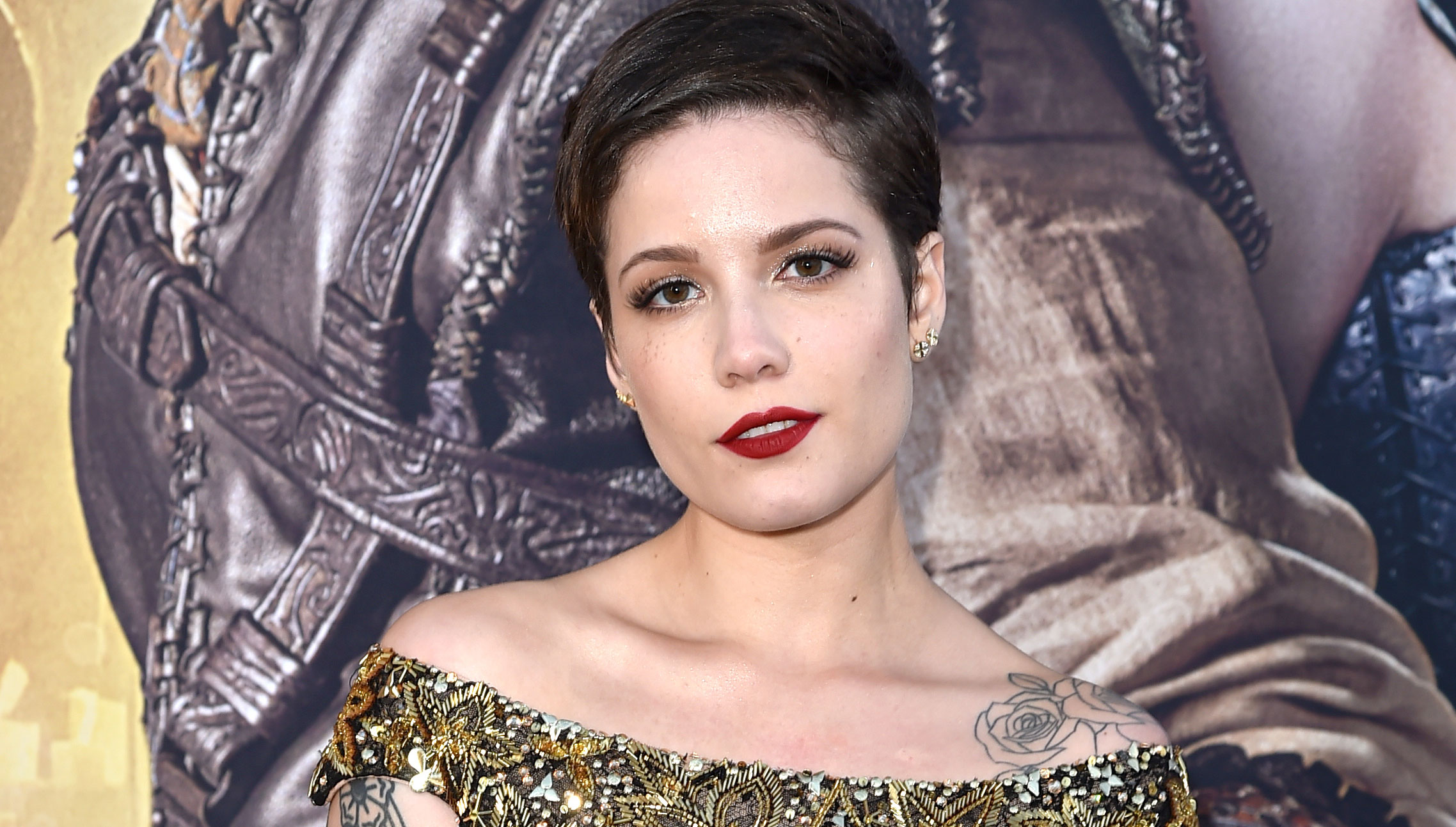 Halsey Goes Glam for ‘The Huntsman: Winter’s War’ Premiere | Halsey ...