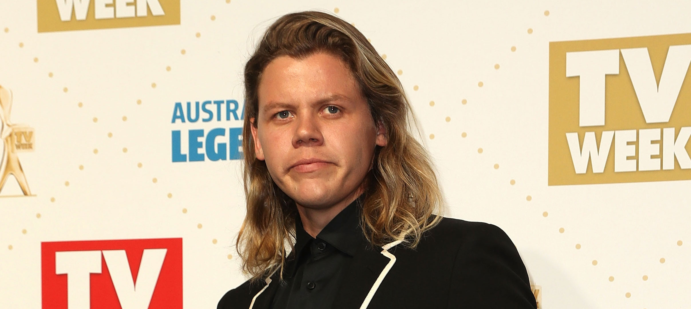 Conrad Sewell Returns Home to Australia to Attend Logie Awards 2016 ...