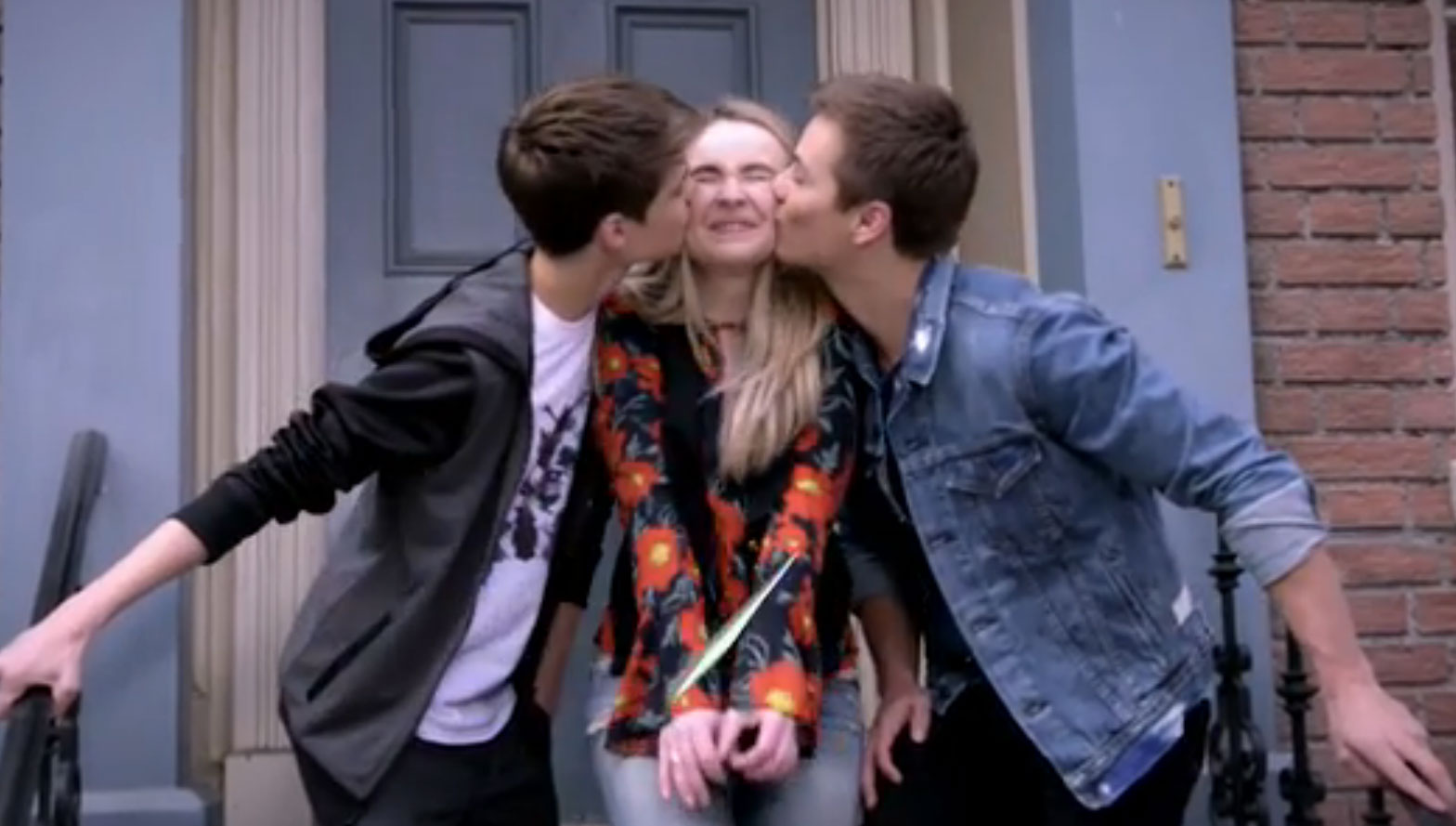 ‘Girl Meets World’ Gets New Opening Sequence a la ‘Boy Meets World ...