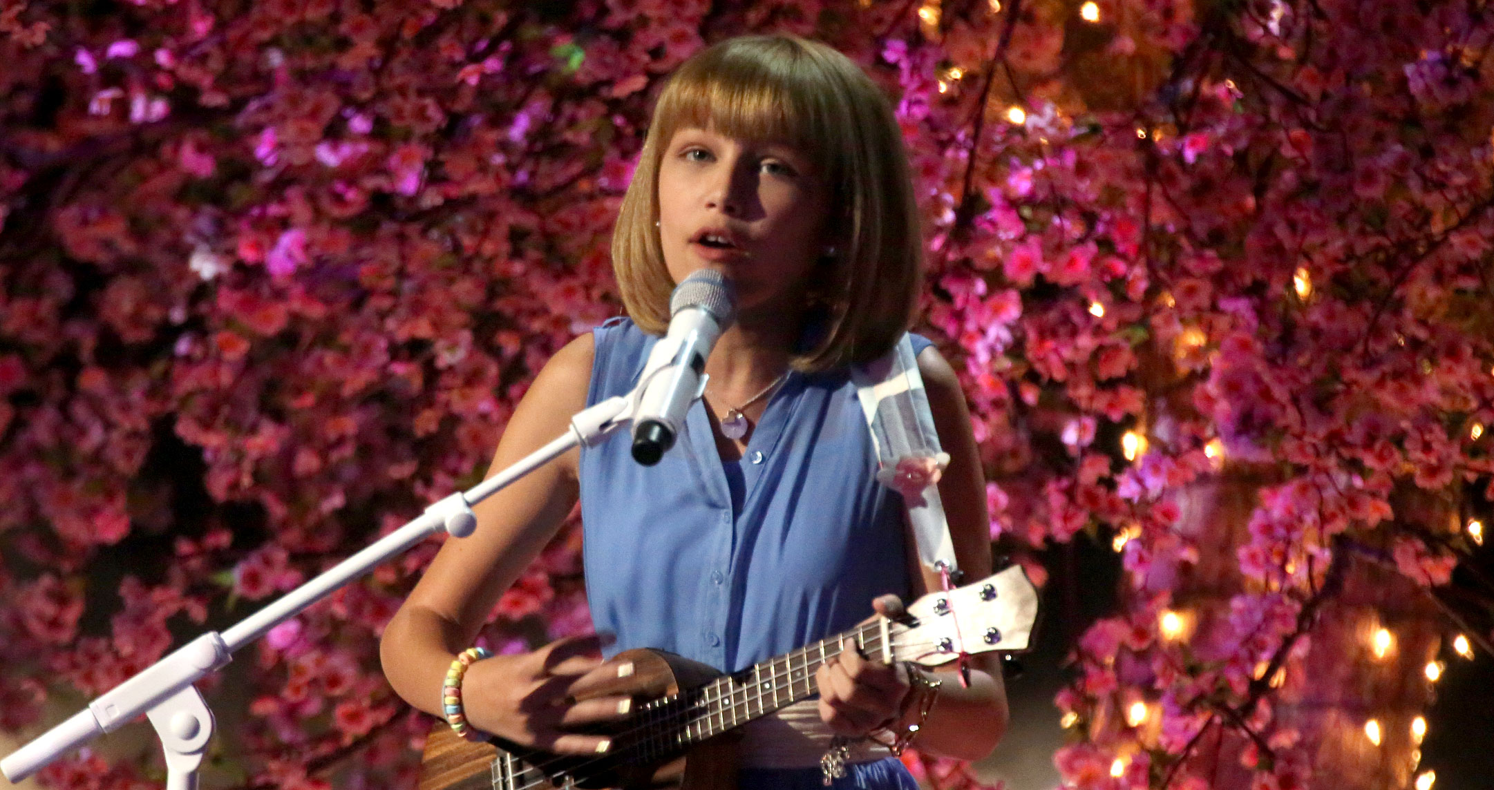 America’s Got Talent’s Grace VanderWaal Performs ‘Beautiful Thing’ for ...