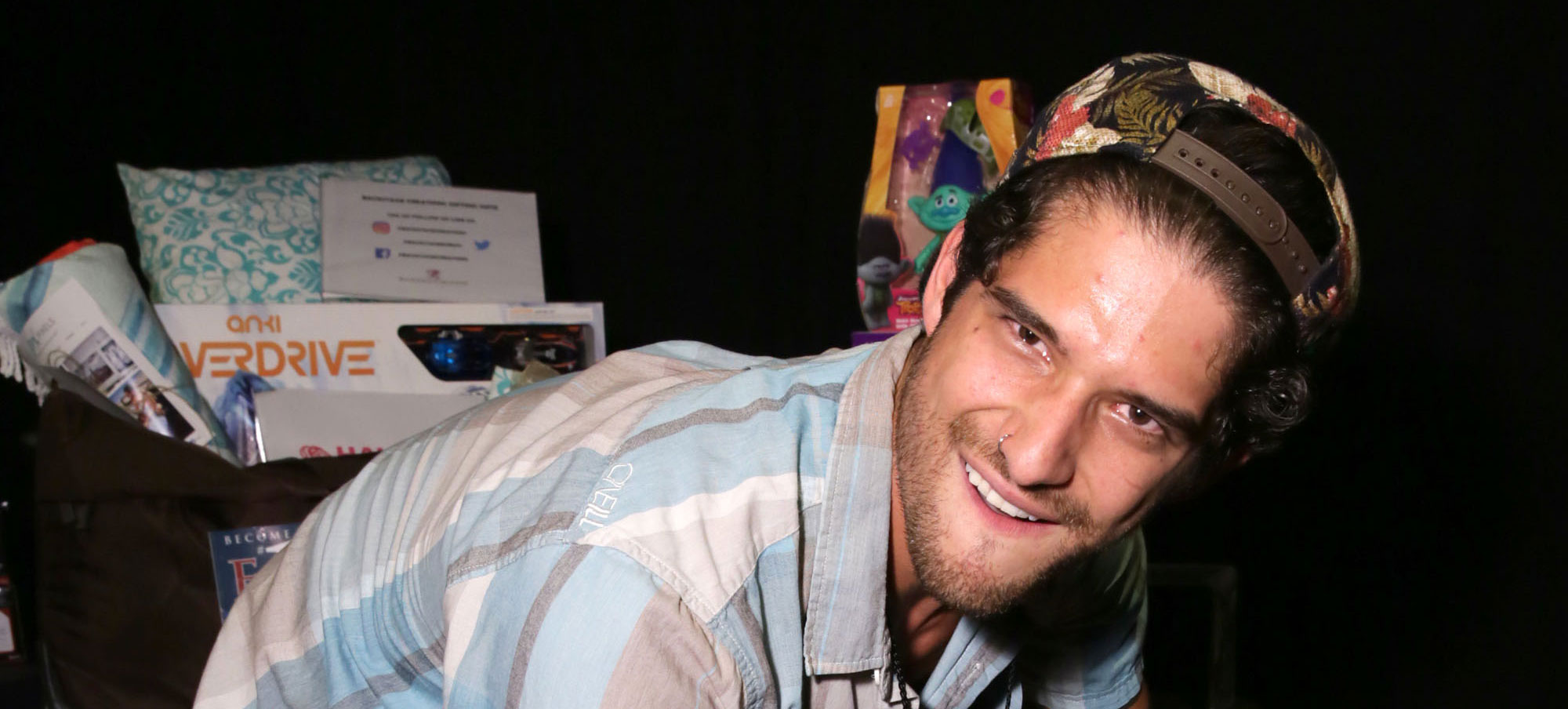 Tyler Posey Skateboards Backstage at the Teen Choice Awards 2016 ...