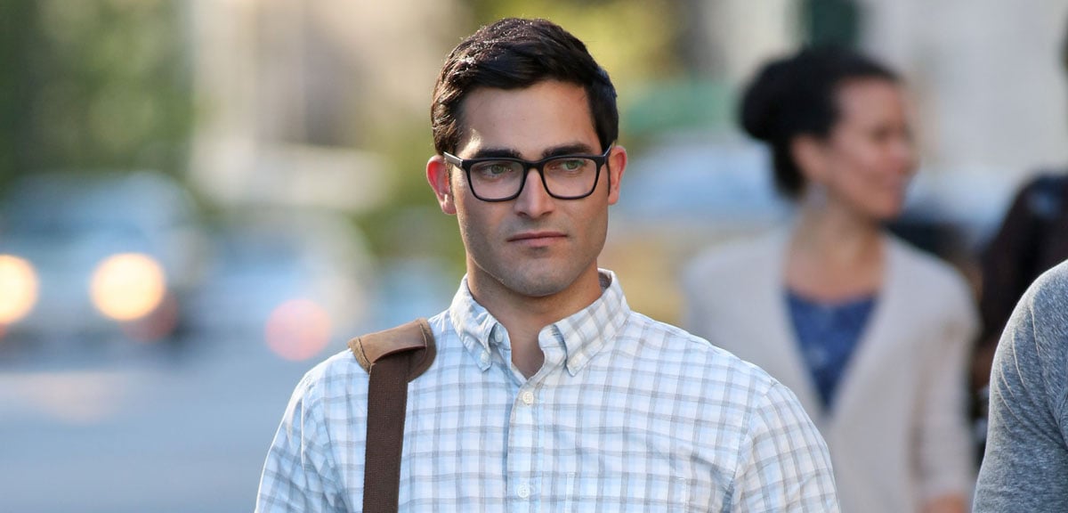 Tyler Hoechlin Dons His Clark Kent Costume on ‘Supergirl’ Set ...