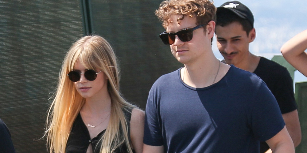 Carlson Young & Isom Innis Spend Some Time on The Beach in Rio ...