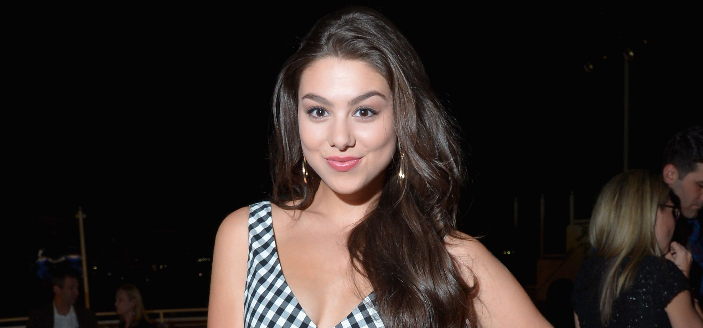Kira Kosarin Inspires With Body Positive Message! | Kira Kosarin | Just ...