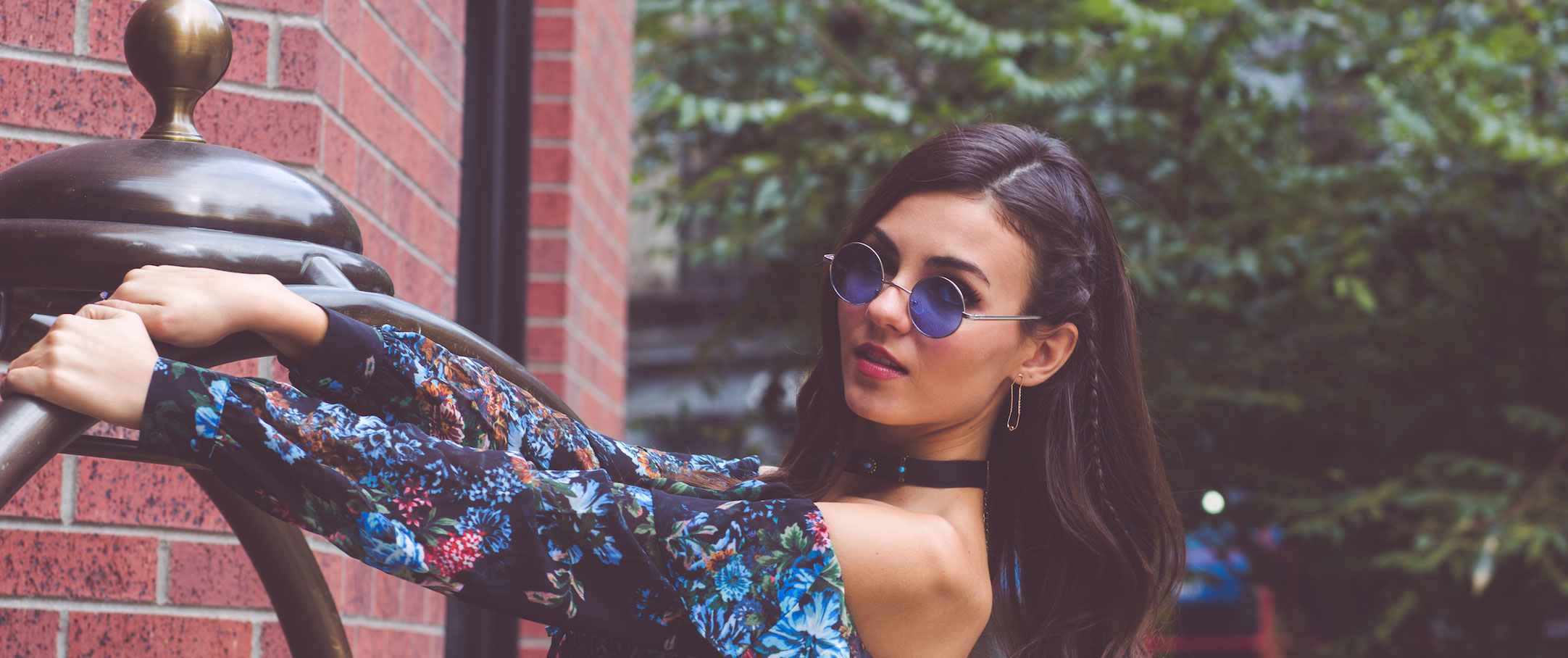 Victoria Justice is ‘So Proud’ of Her ‘Rocky Horror Picture Show’ Role ...