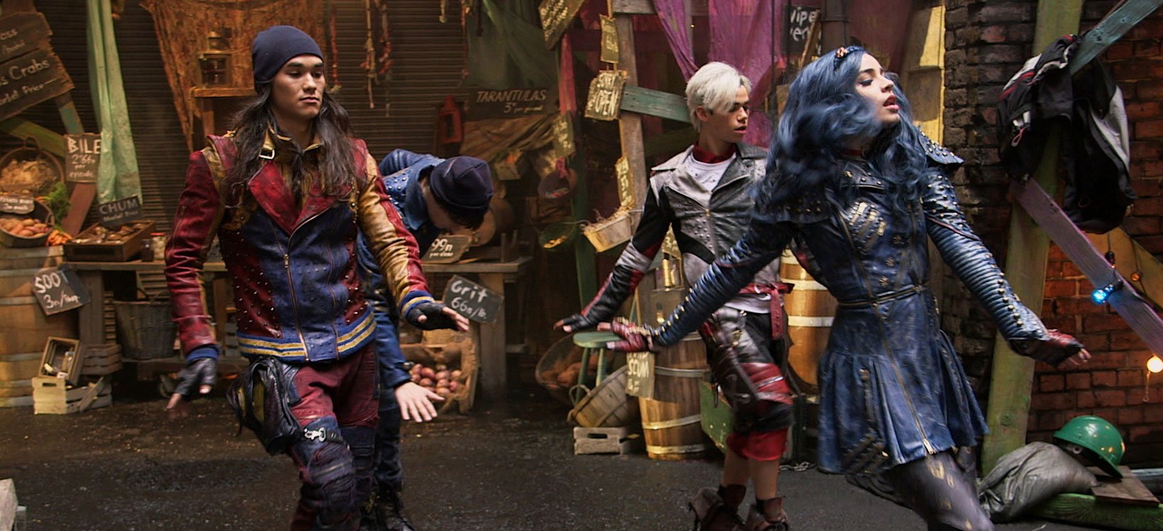 Disney Channel Shares ‘Descendants 2′ First Behind-the-Scenes Photos ...