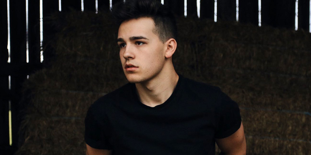 Singer Jacob Whitesides Reacts To Performing in Macy’s Thanksgiving Day ...