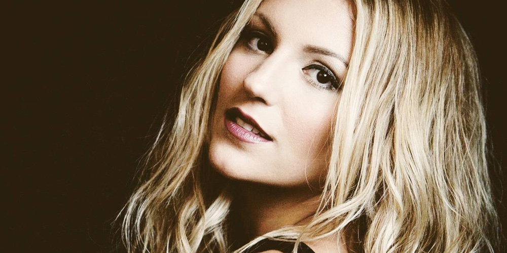 ‘Outside Looking In’ Singer Jordan Pruitt Dishes On New Holiday Music ...