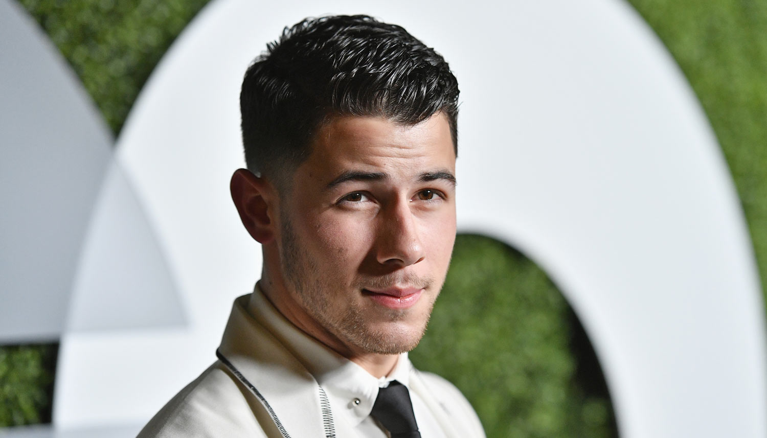 Nick Jonas Rocks Super Chiseled Bod in New Snapchat Photos! | Nick ...