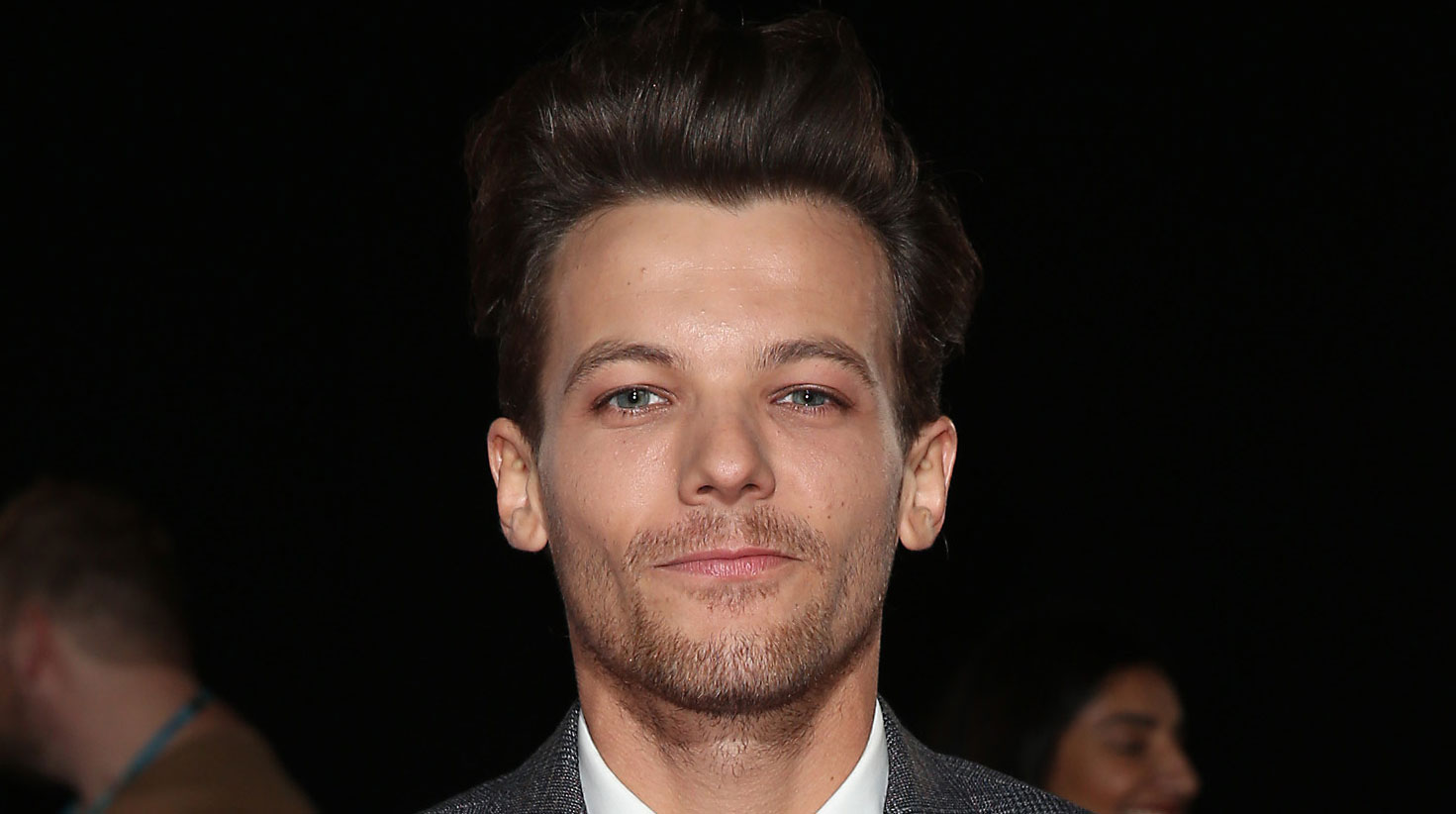 Louis Tomlinson Debuts ‘Just Hold On’ Song Days After His Mom’s Death ...