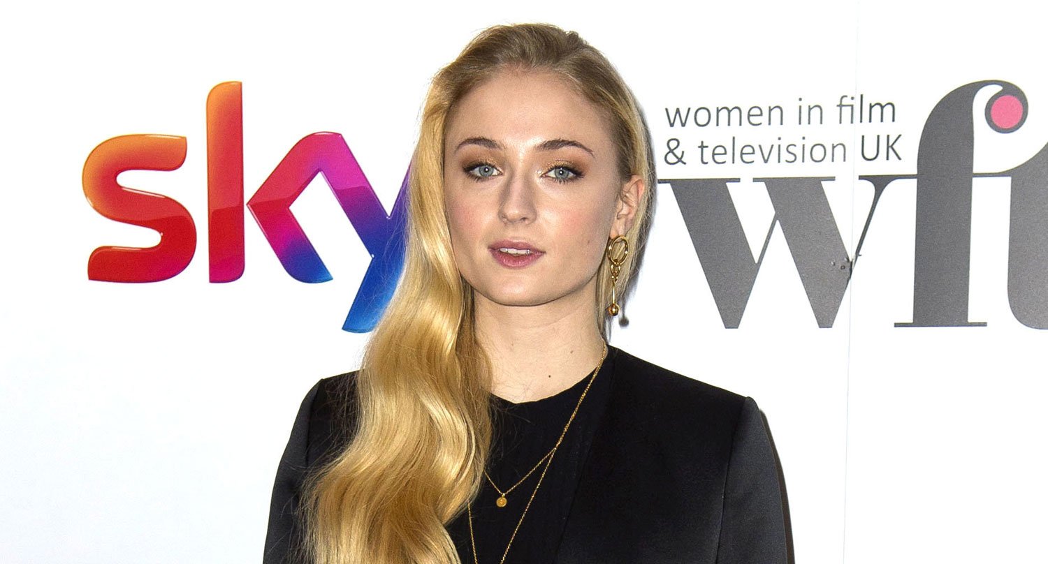 Sophie Turner Is Back in London After Hanging Out with Joe Jonas in LA ...