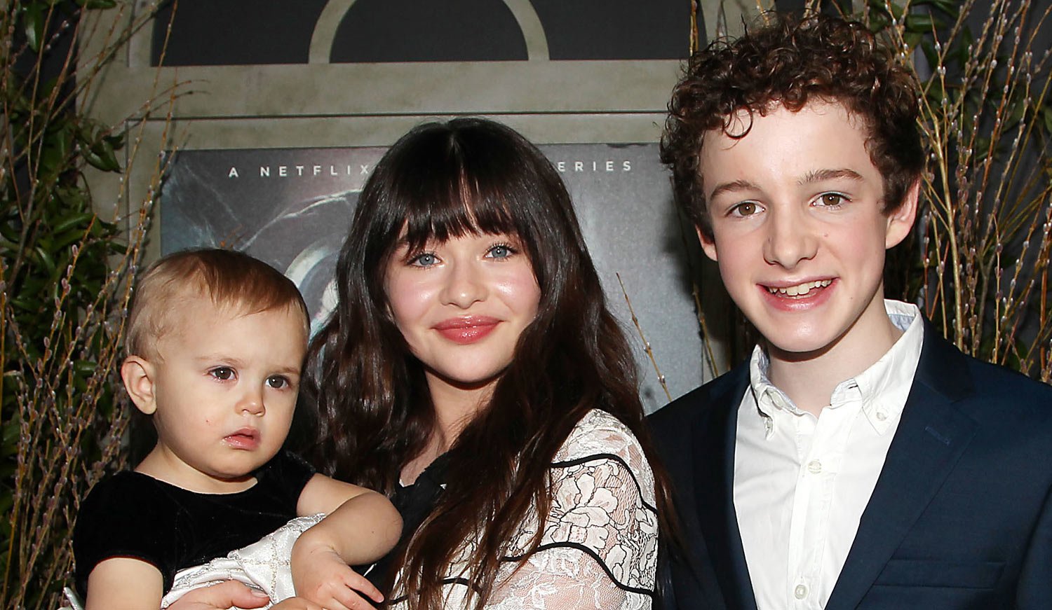 Baudelaire Kids Malina Weissman & Louis Hynes Attend ‘Series of ...