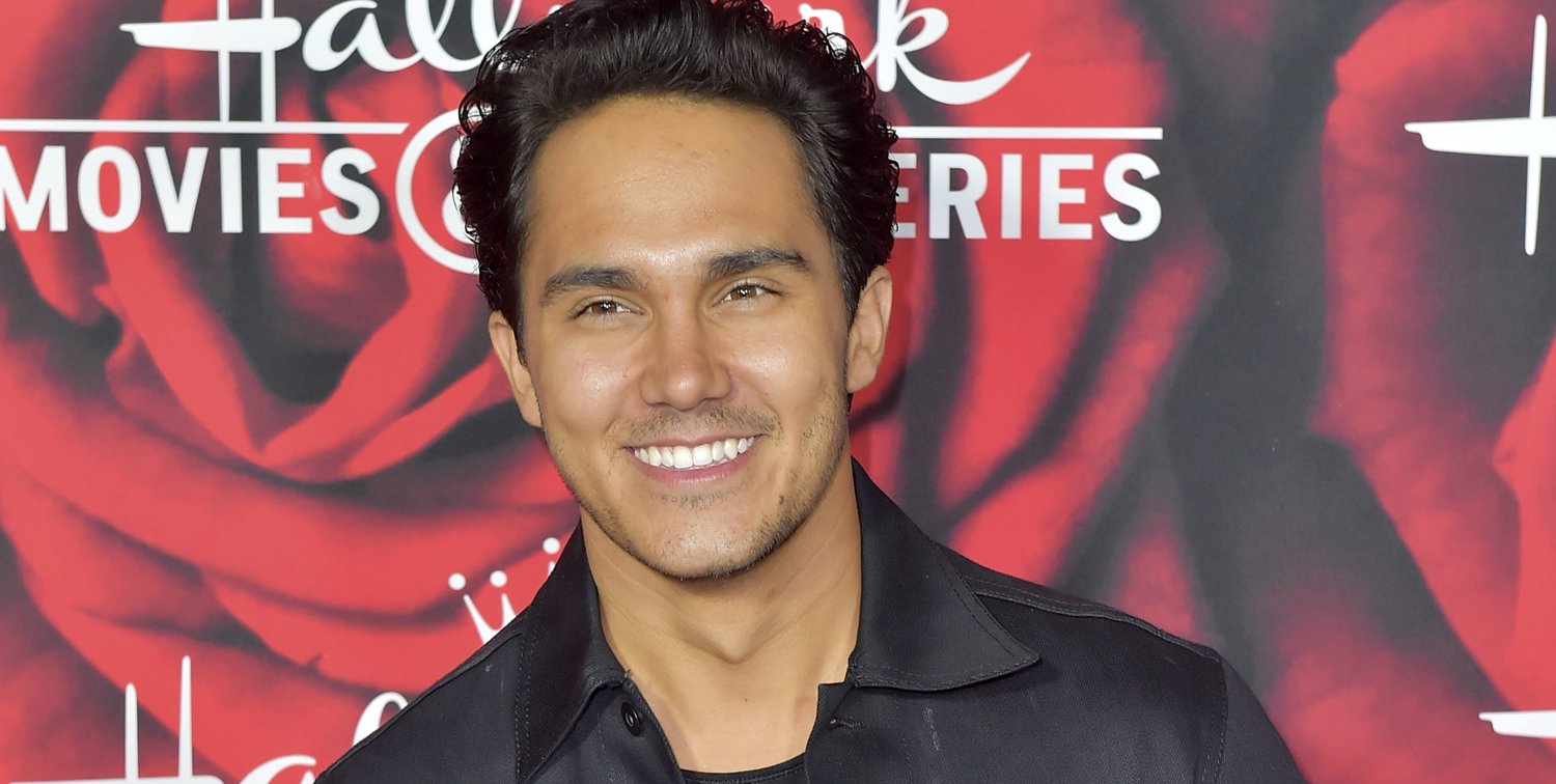 Carlos PenaVega Joins Lucy Hale in The CW’s ‘Life Sentence’ Pilot ...