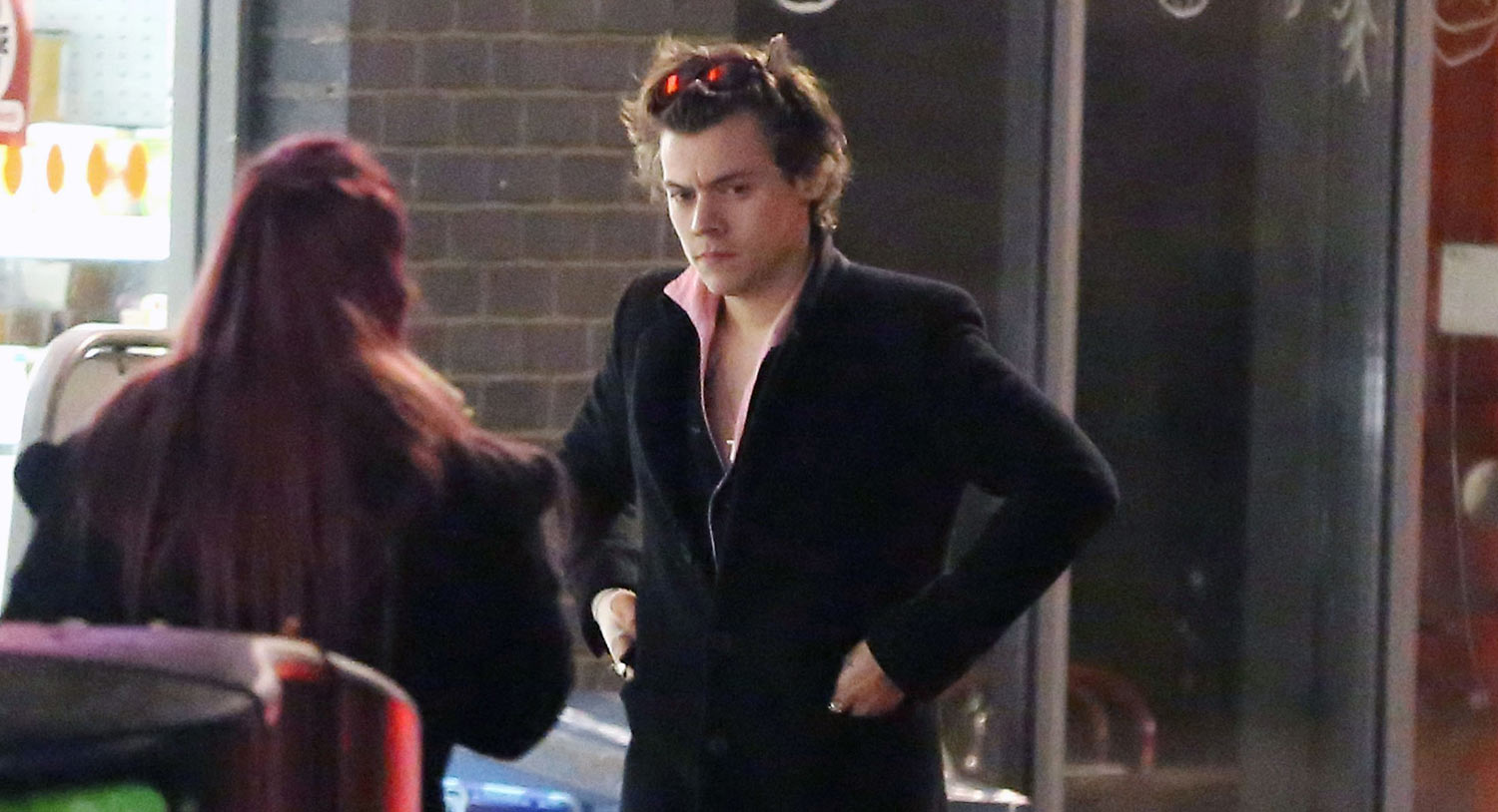 Harry Styles Sports Bandaged Hand After Teasing New Project | Harry ...