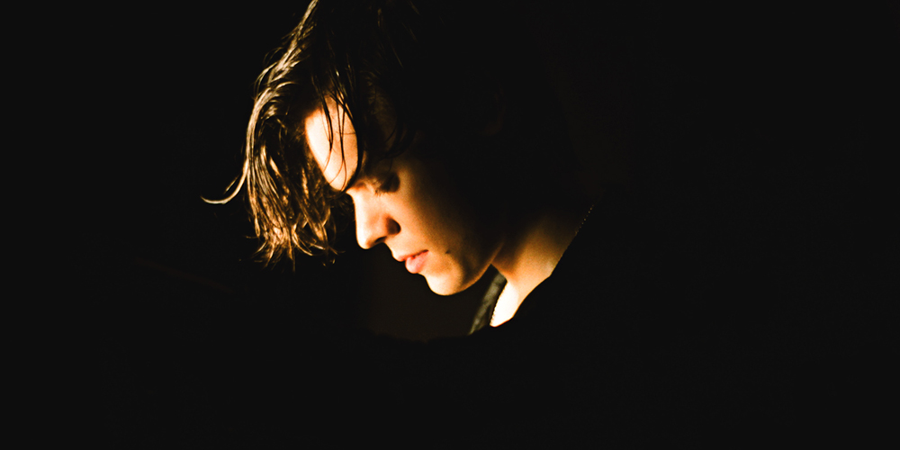 Harry Styles’ Fans Go Nuts Over ‘Kiwi’ – Lyrics & Stream Here Now ...