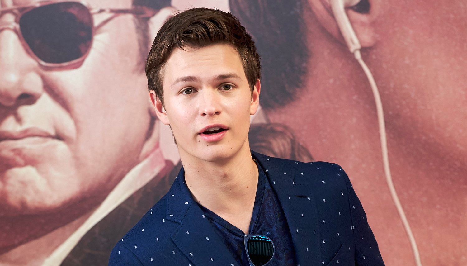 Ansel Elgort Sings ‘Despacito’ & Makes the Entire World Swoon (Video ...