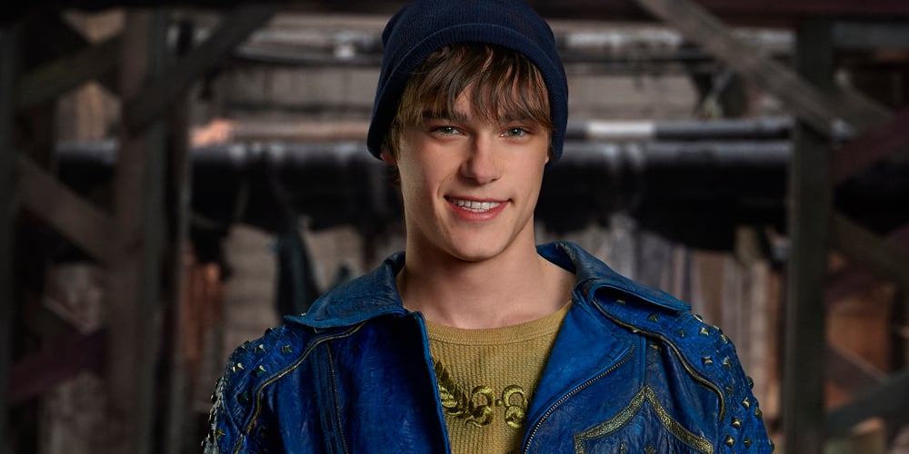 Mitchell Hope’s Ben Could’ve, But Didn’t, Go Full Beast in ‘Descendants ...