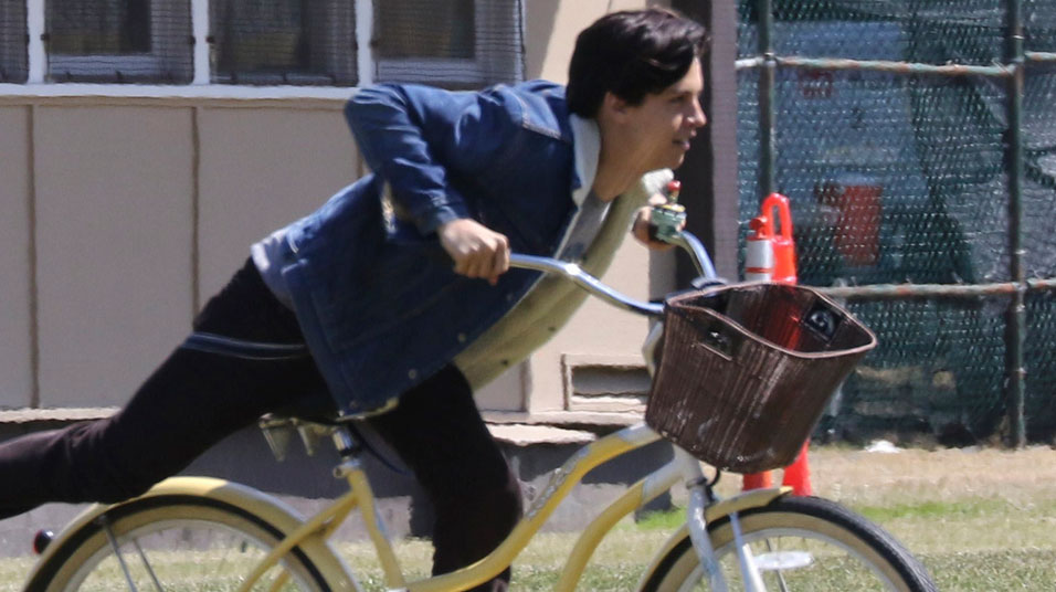 Cole Sprouse Rides a Bike on Set of ‘Riverdale’ | Camila Mendes, Cole ...