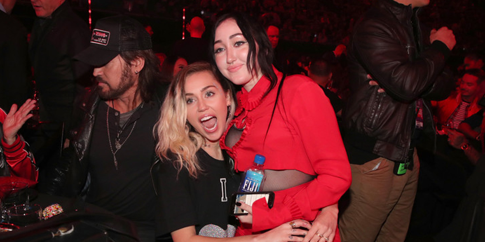 This is the Best Advice Miley Cyrus Ever Gave Little Sis Noah Cyrus ...