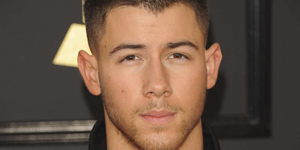 Nick Jonas Shuts Down a Fan Who Called Him Short Online | Nick Jonas ...