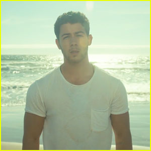 Nick Jonas Debuts ‘Find You’ Music Video – Watch Here! | Music, Music ...