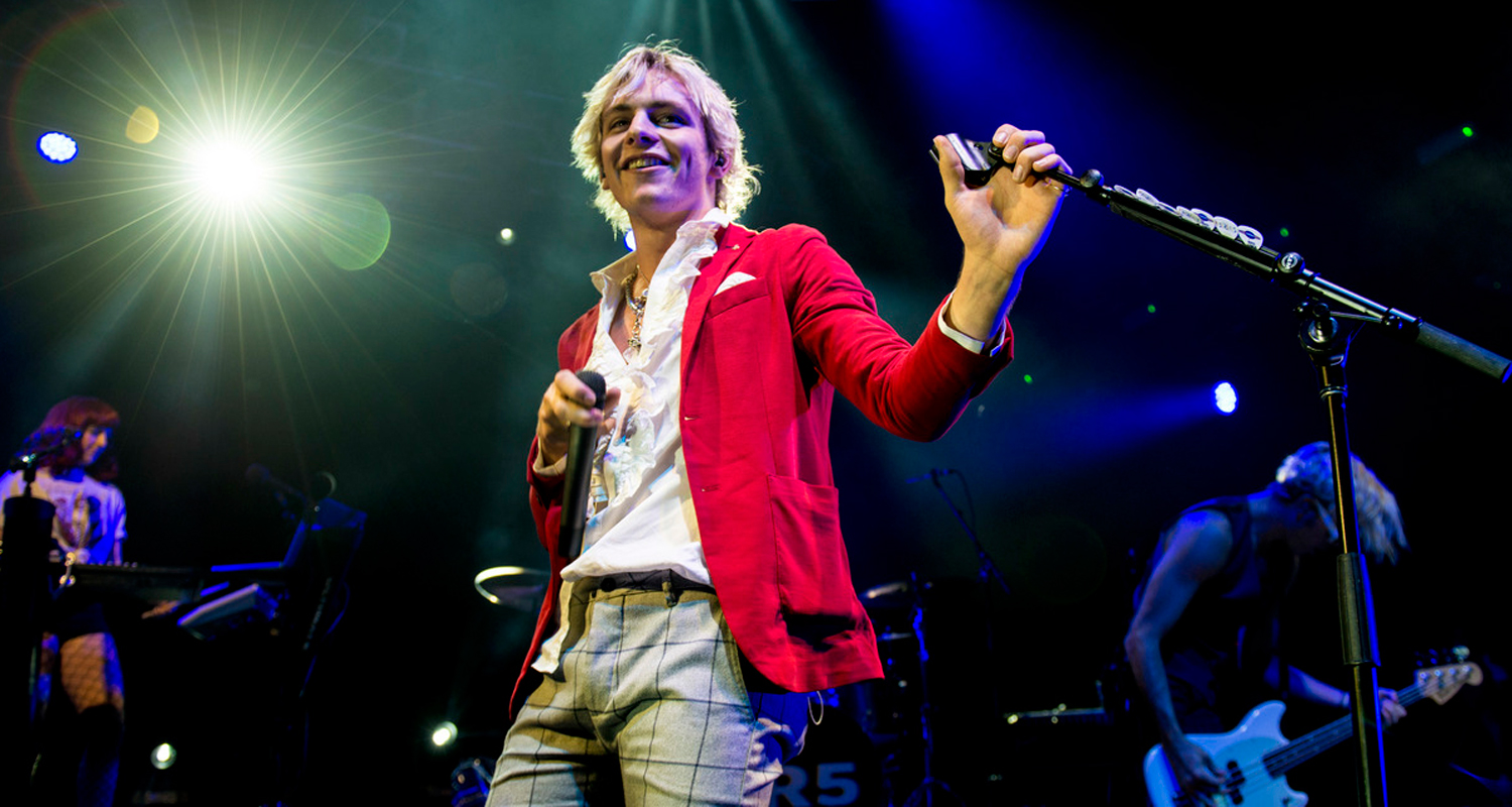 Ross Lynch Gives Sweet Shout Out to Fans During R5 Tour | Ross Lynch ...