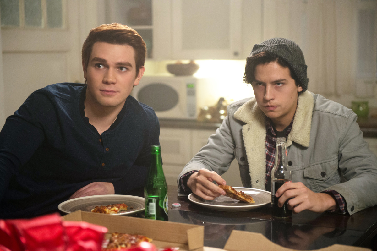 Cole Sprouse Likes How Jughead & Archie’s Relationship Is Portrayed on ...