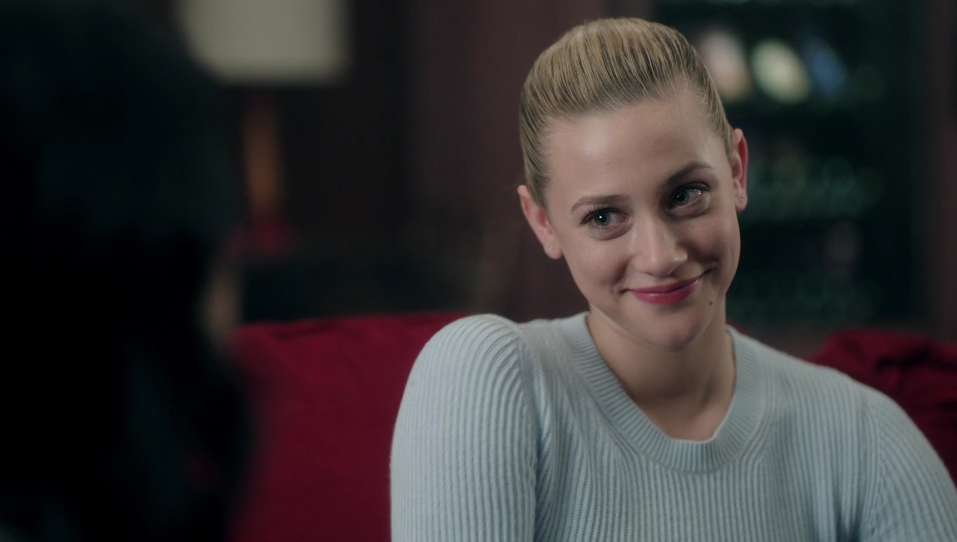 Riverdale’s Lili Reinhart Relates To Her Character Betty Cooper In ...