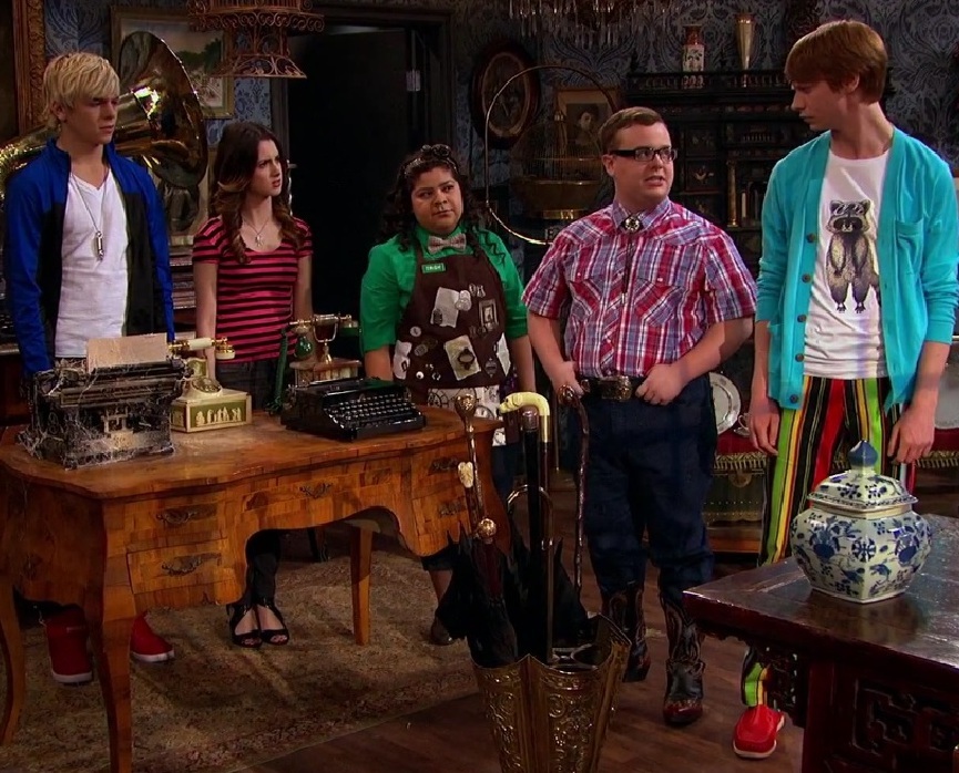 ‘Austin & Ally’s Trish & Chuck Reunited & We Have Major Feelings About ...
