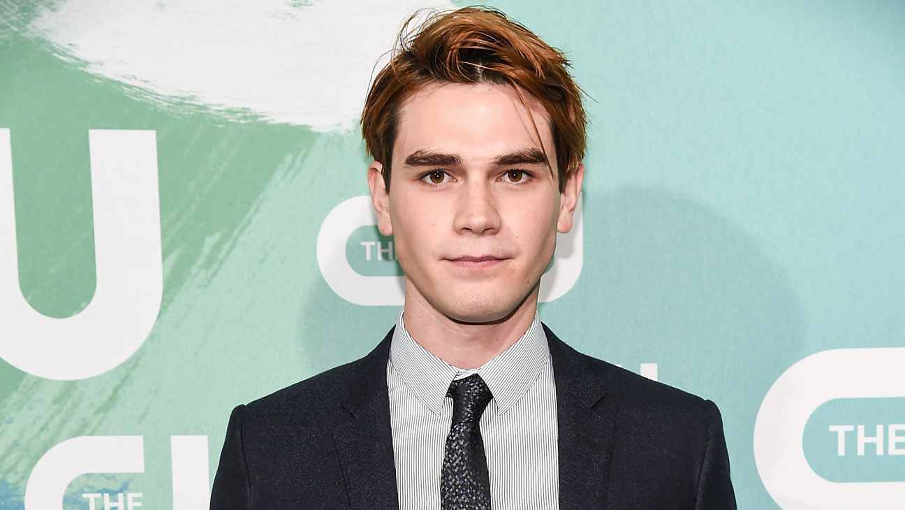 KJ Apa Jokes He Punched a Bear After Another Hand Injury | KJ Apa ...