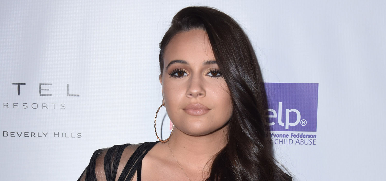Bea Miller Says We Should All Be Loving & Supportive On The Internet ...