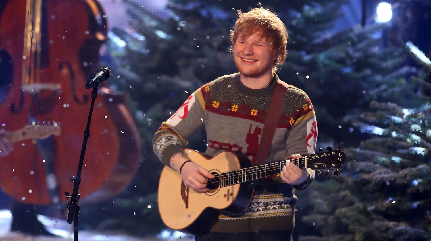 Ed Sheeran Scores Top Spot on UK’s Official Christmas No. 1 Chart | Ed ...