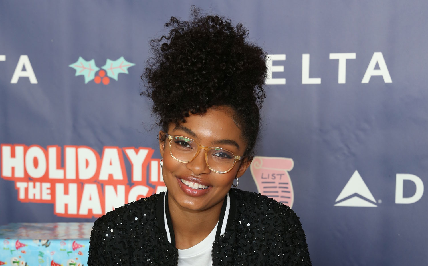 Yara Shahidi Surprises Kids at Holiday In The Hangar | Yara Shahidi ...